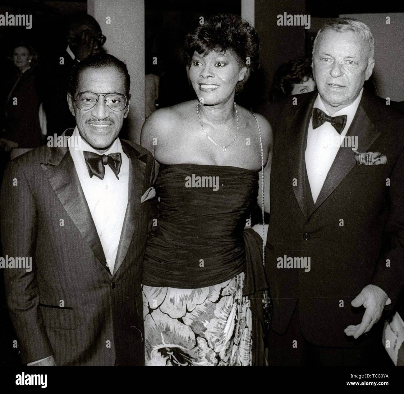 Sammy Davis Jr Dionne Warwick Frank Sinatra 1989 John Barrett/PHOTOlink ...