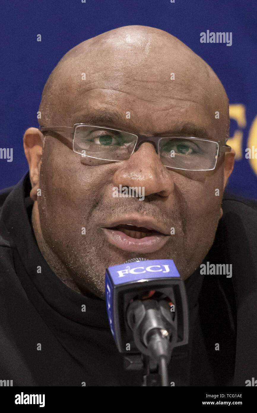 Bob sapp hi-res stock photography and images - Alamy