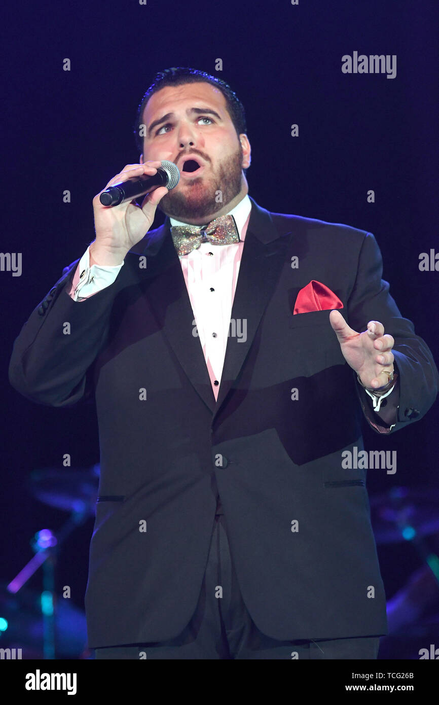 Wildwood, New Jersey, USA. 5th June, 2019. Sal Valentinetti performs at ...