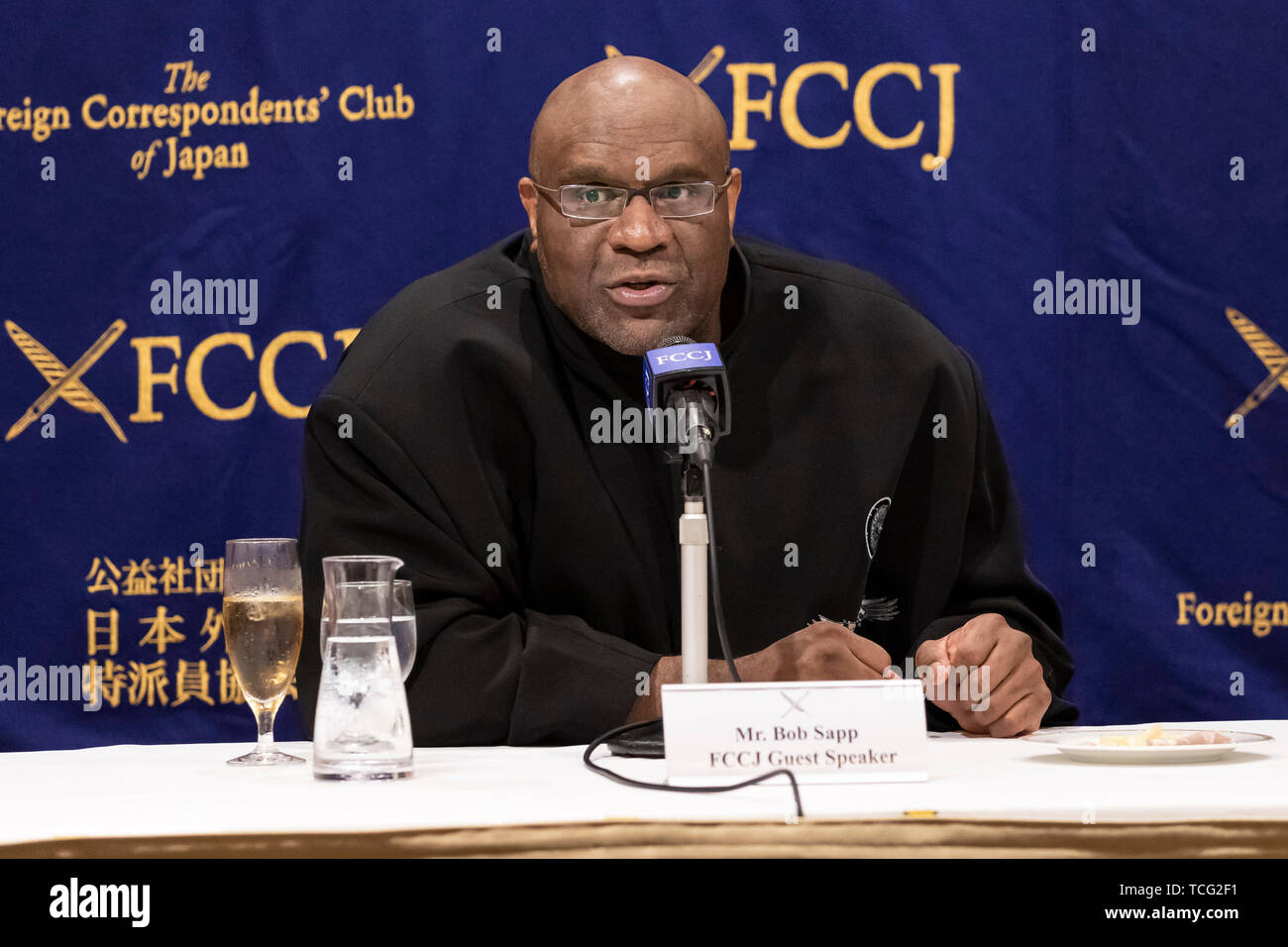 Bob sapp hi-res stock photography and images - Alamy