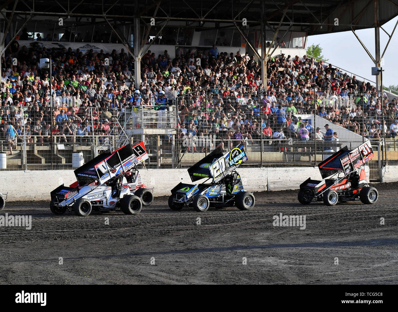 North Dakota, USA. 07th June, 2019. World of Outlaws Sprint car drivers ...