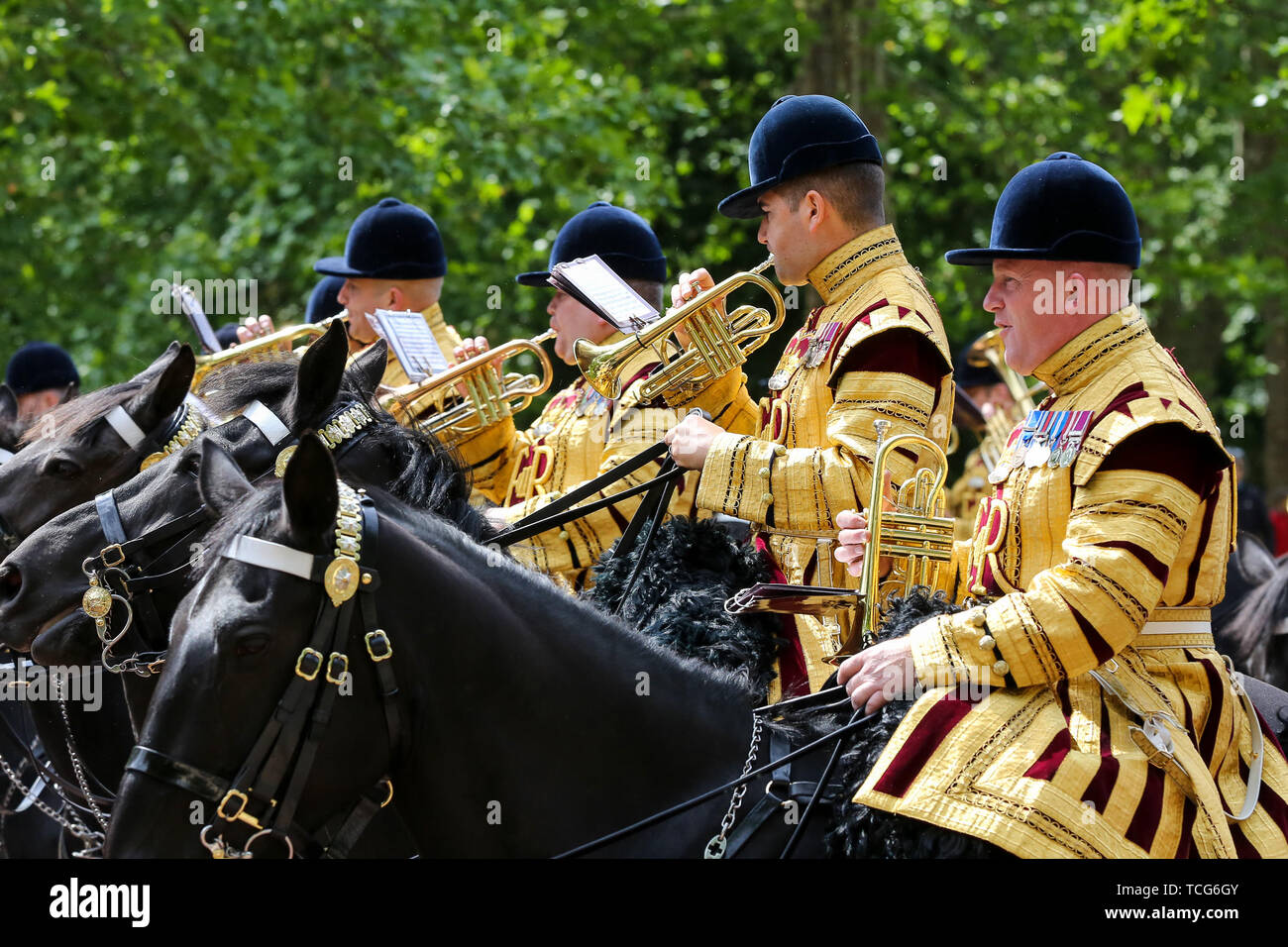 The Mall. London, UK. 8 Jun 2019. - Coldstream Guards marching to Horse ...