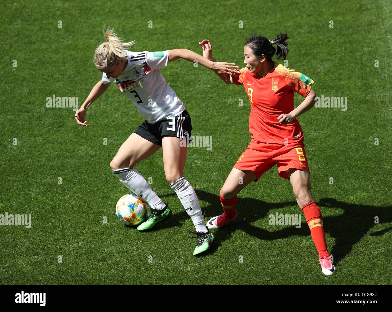 Rennes, France. 8th June, 2019. Kathrin Hendrich (L) of Germany ...