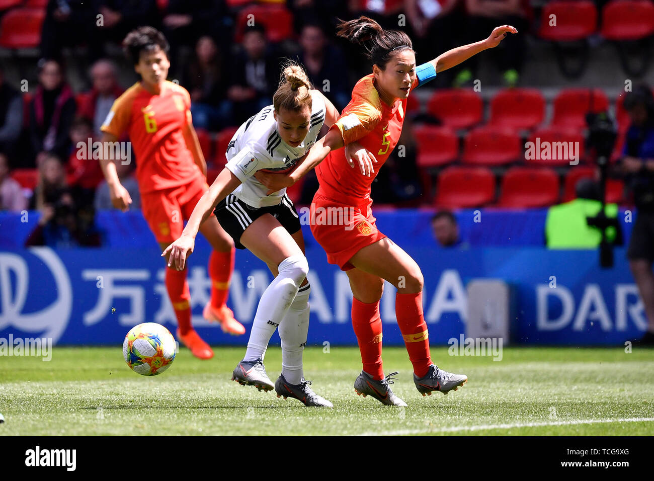 Giulia gwinn hi-res stock photography and images - Alamy