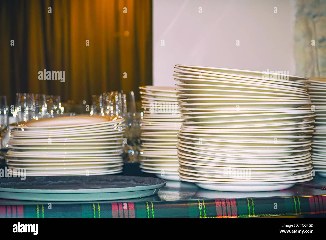 Restaurant crockery cabinet hi-res stock photography and images - Alamy