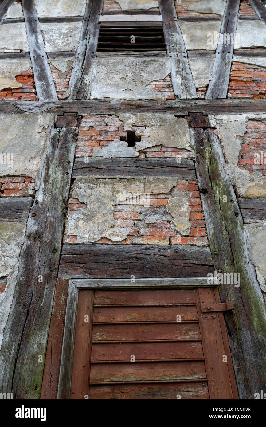 An old construction called the 'Prussian wall' used in Pomerania in ...