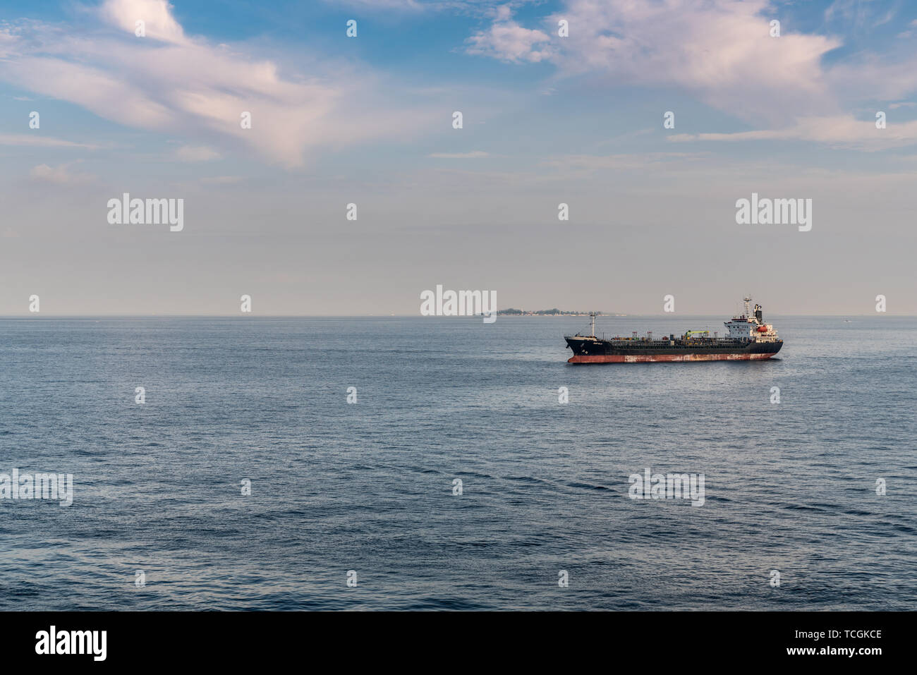 Indonesia, ship, tanker hi-res stock photography and images - Alamy