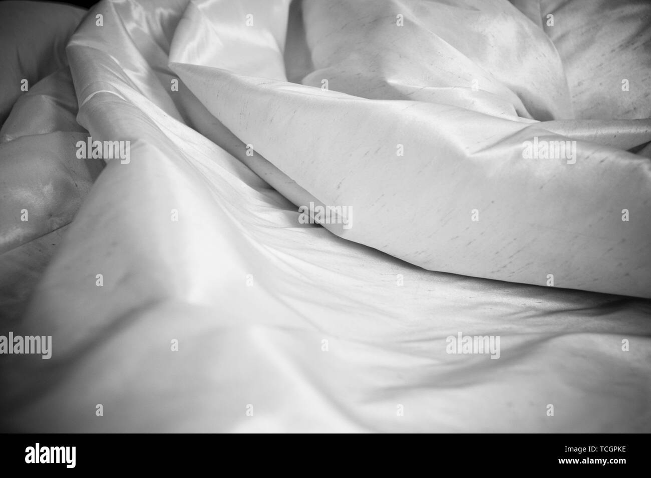 Detail of the texture of the fabric of a white wedding dress Stock ...