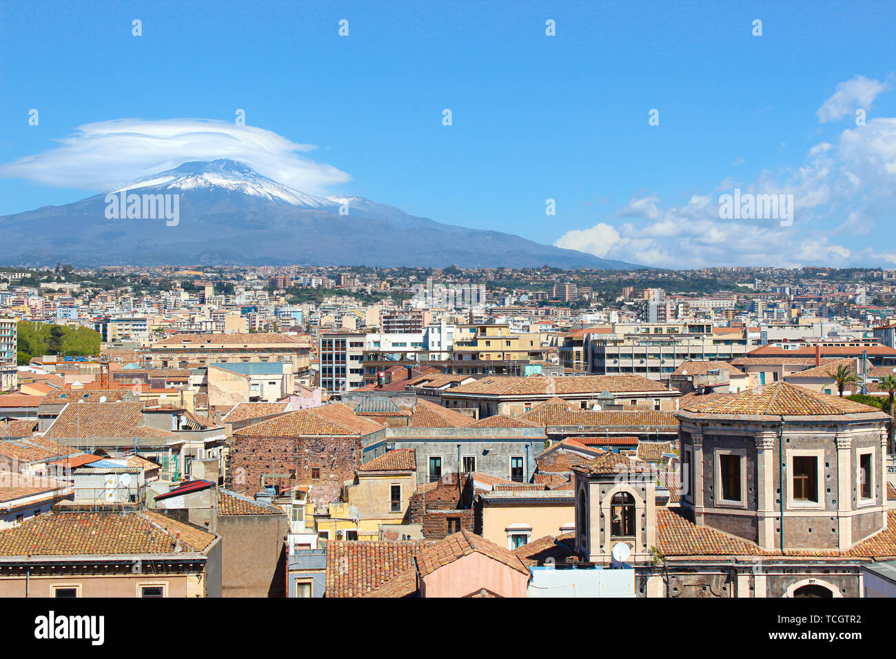 Amazing cityscape of Sicilian city Catania, Italy captured with ...