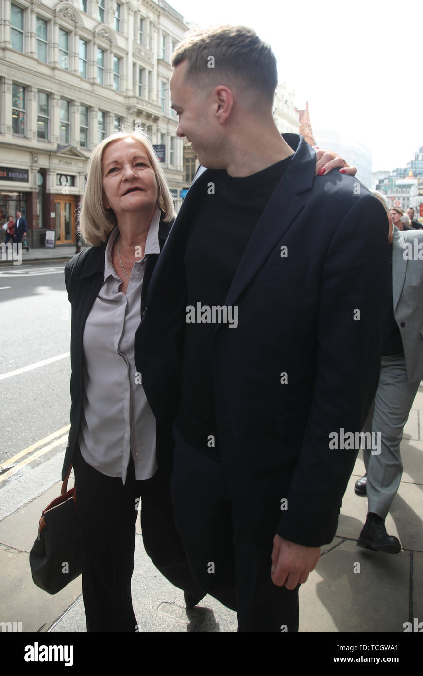Sally challen with her son david hi-res stock photography and images ...