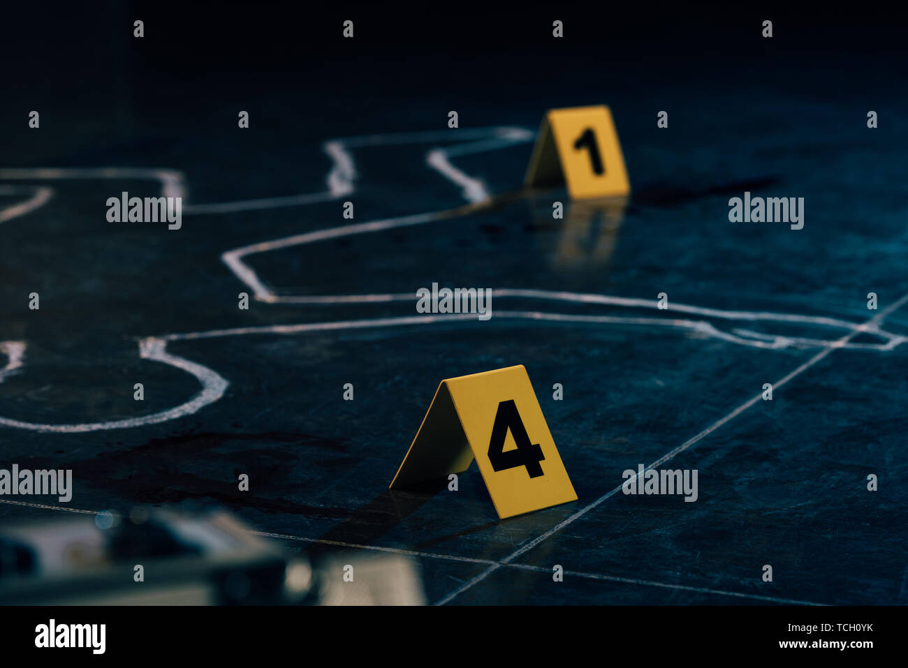 Evidence markers hi-res stock photography and images - Alamy