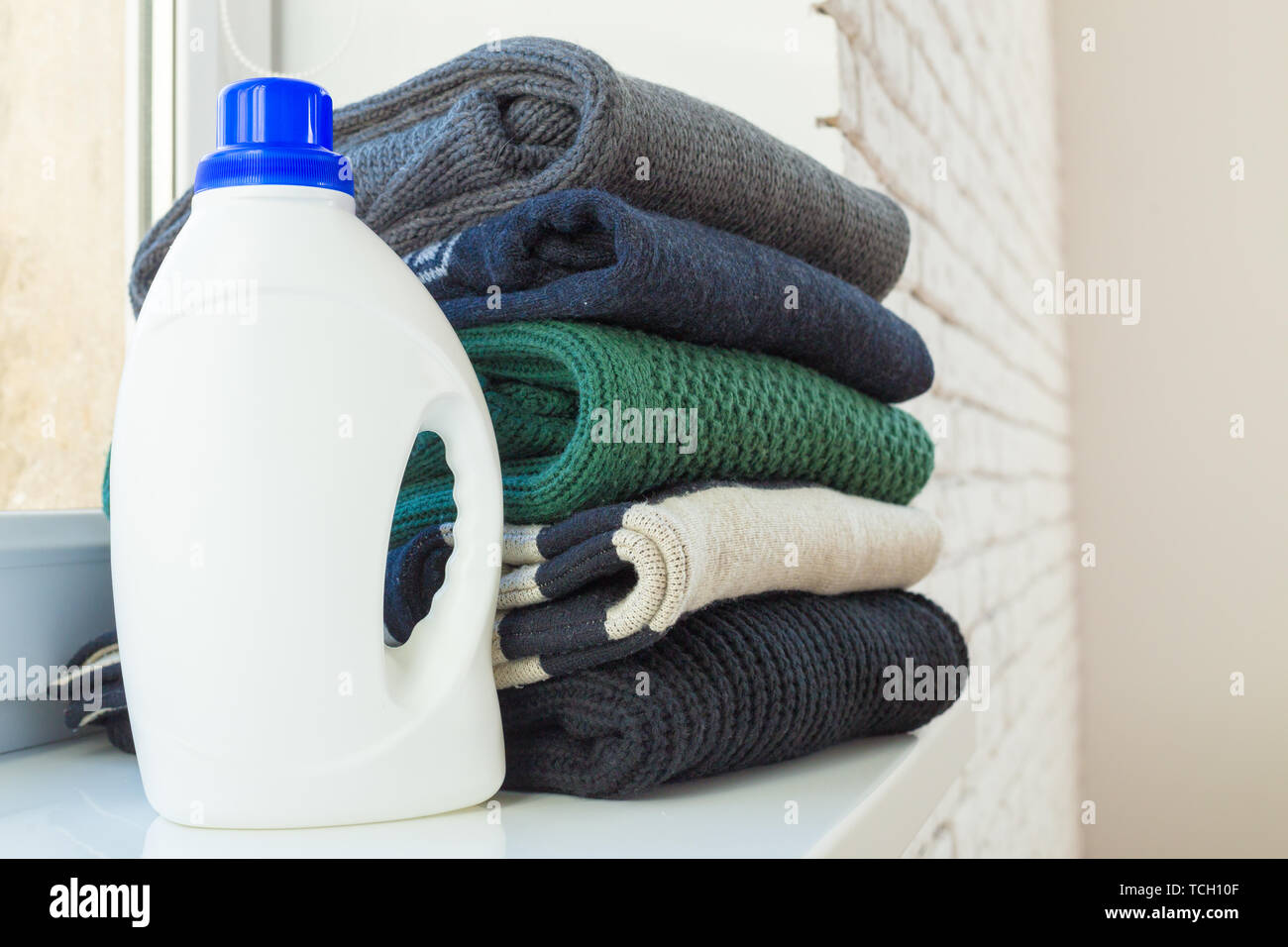 pure clothes with washing-up liquid Stock Photo - Alamy