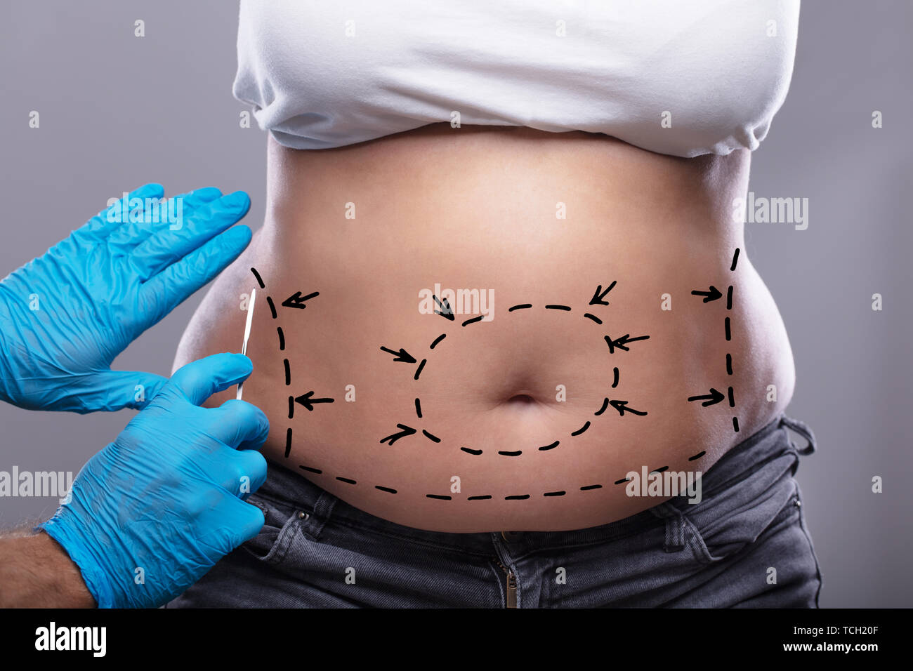 Man belly button hi-res stock photography and images - Alamy