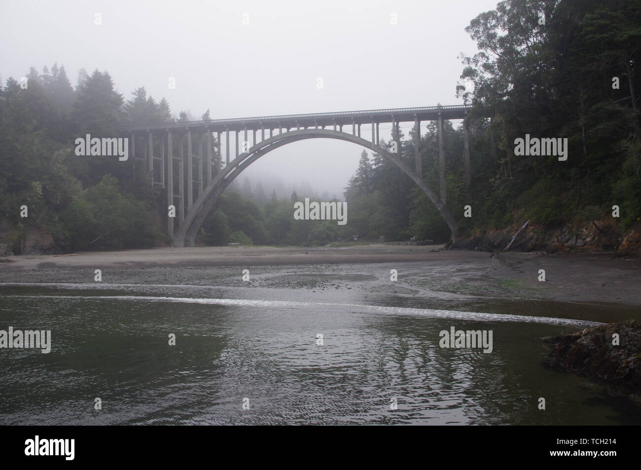 Highway 1 bridge hi-res stock photography and images - Alamy