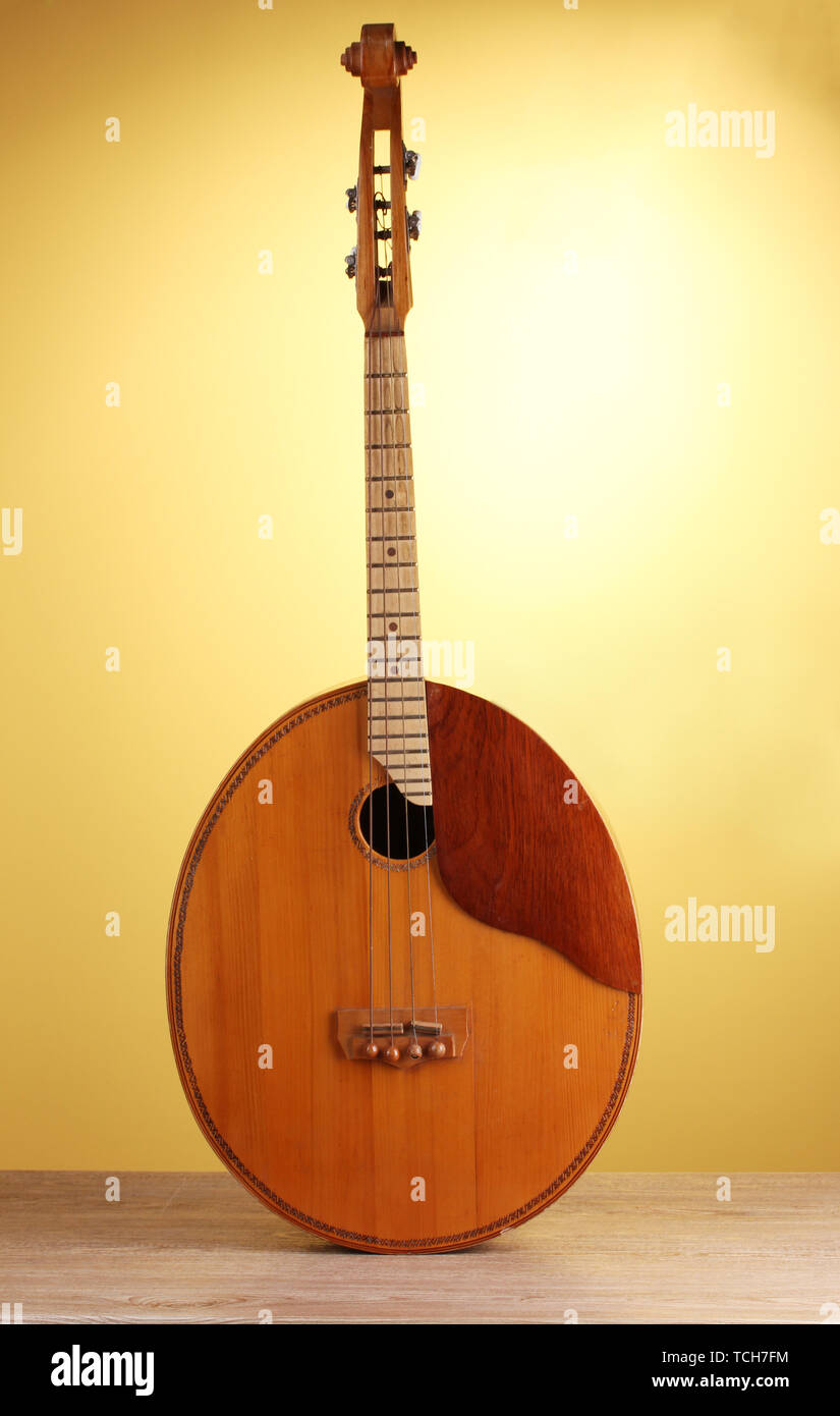 Retro kobza ukrainian musical hi-res stock photography and images - Alamy