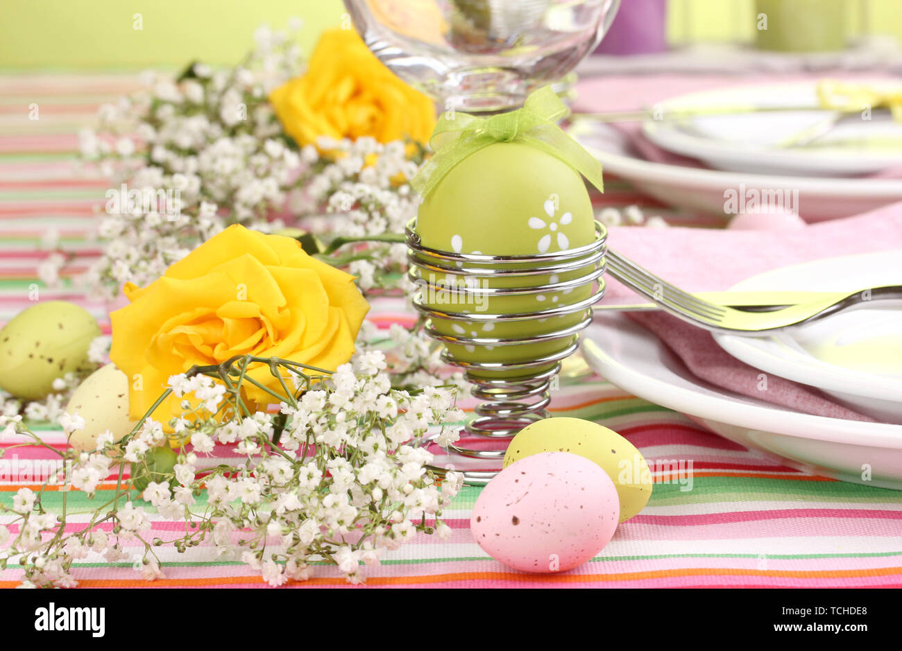 Easter table setting Stock Photo - Alamy