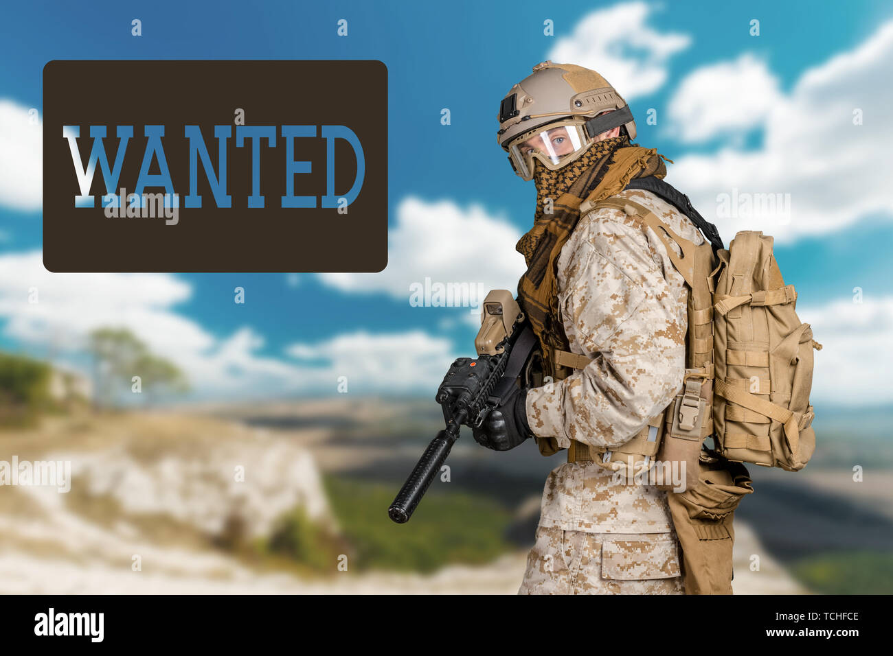 Modern soldier with rifle Stock Photo - Alamy