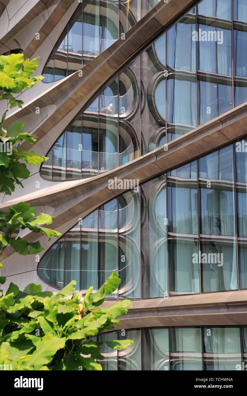 Zaha hadid new york highline hi-res stock photography and images - Alamy