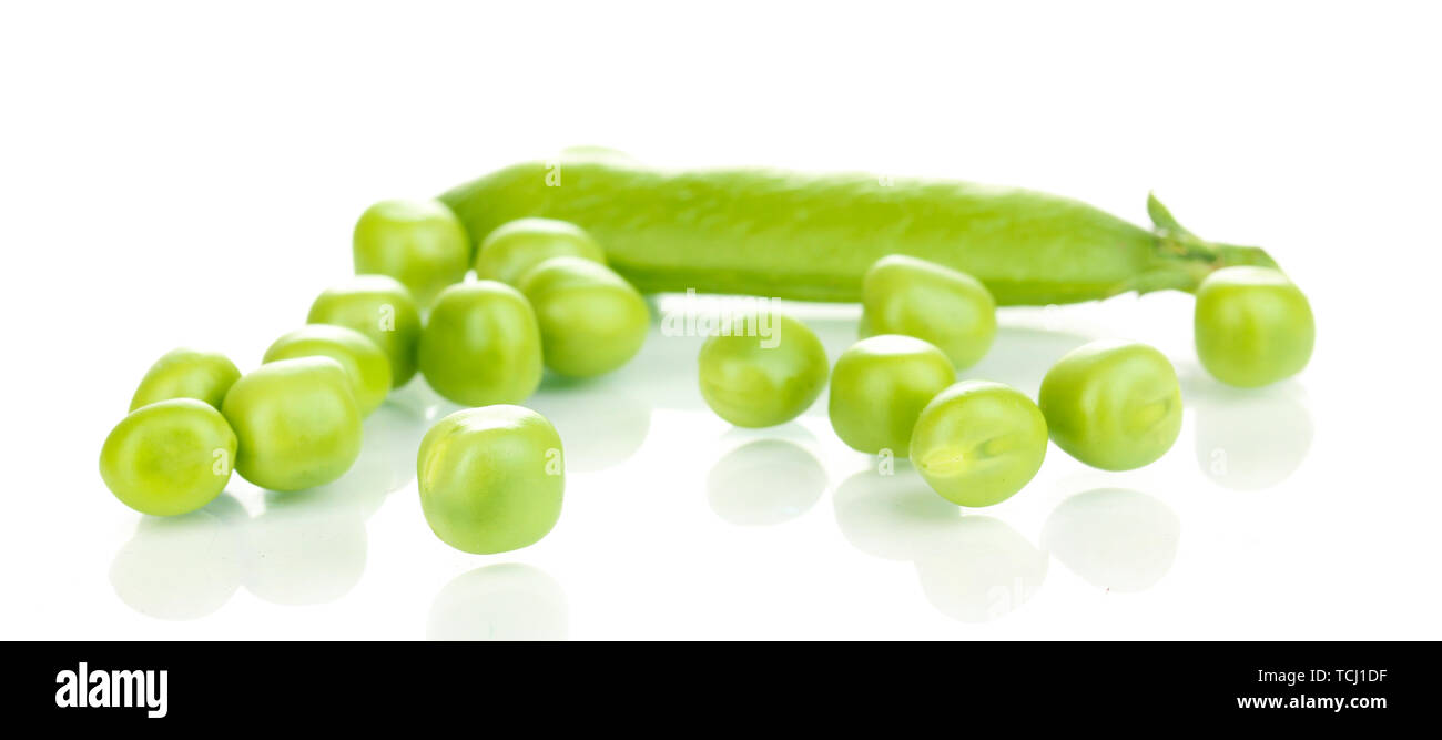 Green peas isolated on white Stock Photo - Alamy