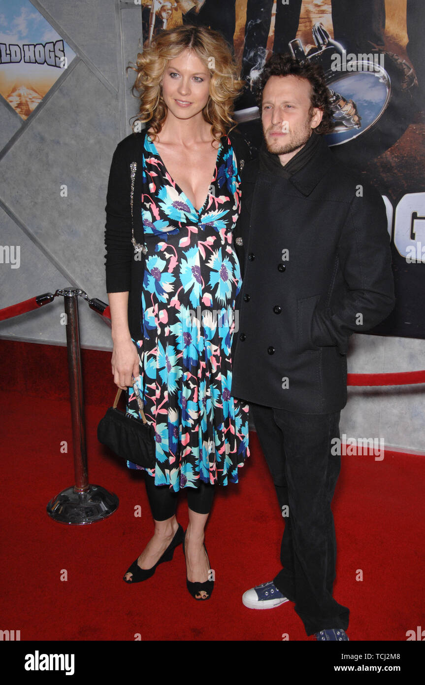 LOS ANGELES, CA. February 27, 2007: Jenna Elfman & Bodhi Elfman at the ...