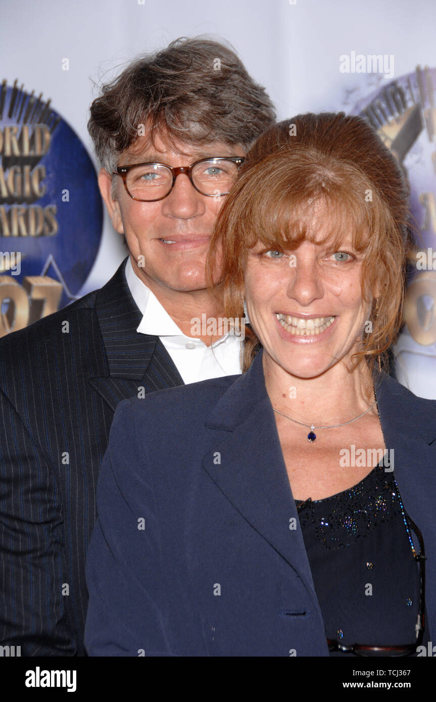 LOS ANGELES, CA. October 13, 2007: Eric Roberts & wife Eliza Roberts at ...