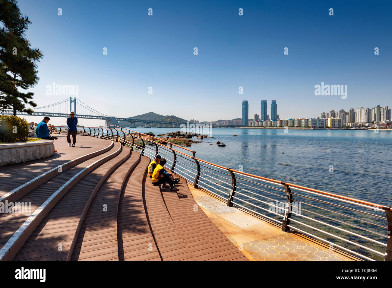 Beachfront promenade with scenic view of Gwangan Bridge at Gwangalli ...