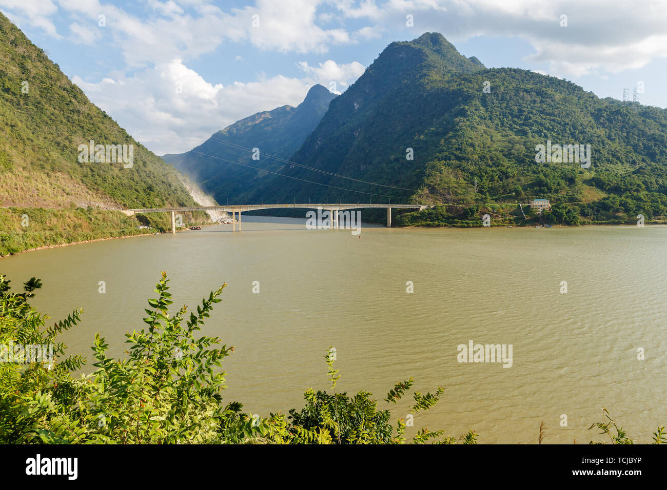 black river or Song da river, bridge over river, border of Lai Chau ...