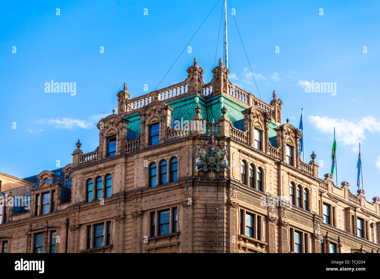 Harrods luxury department store in London, England, UK Stock Photo - Alamy
