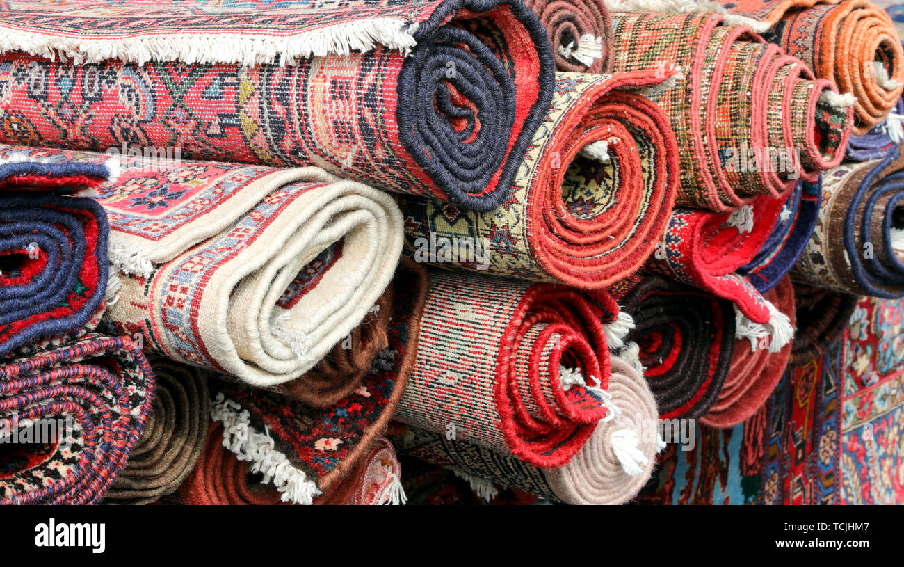 Persian rugs hi-res stock photography and images - Alamy