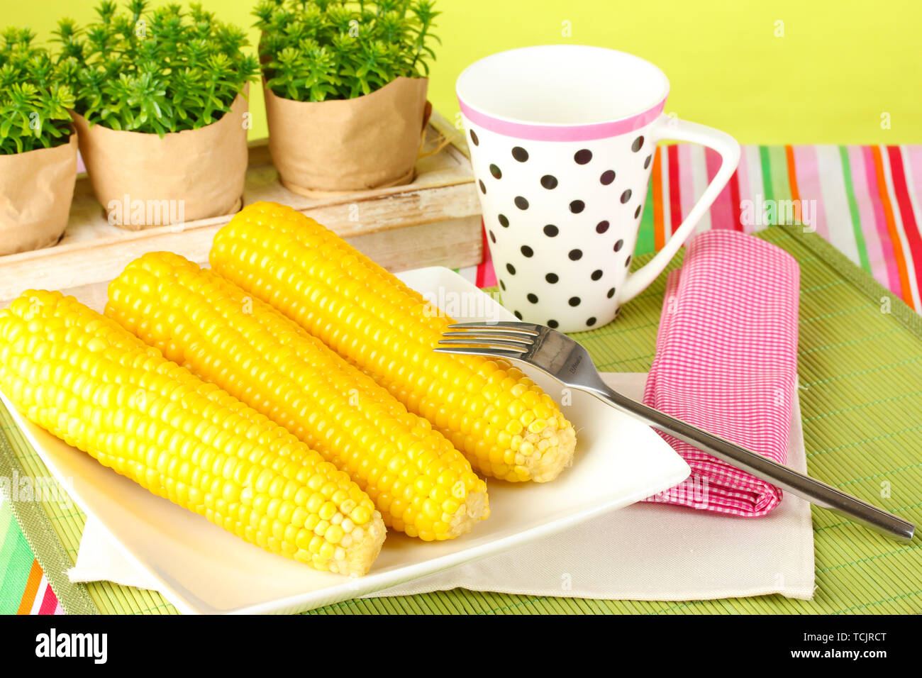 Corn cup hi-res stock photography and images - Alamy