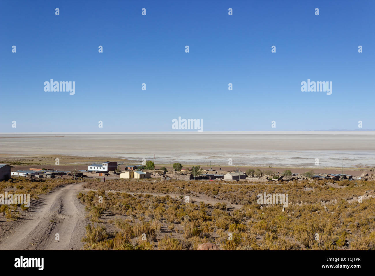 panorama over the salt pans of salar de uyuni, bolivia Stock Photo - Alamy