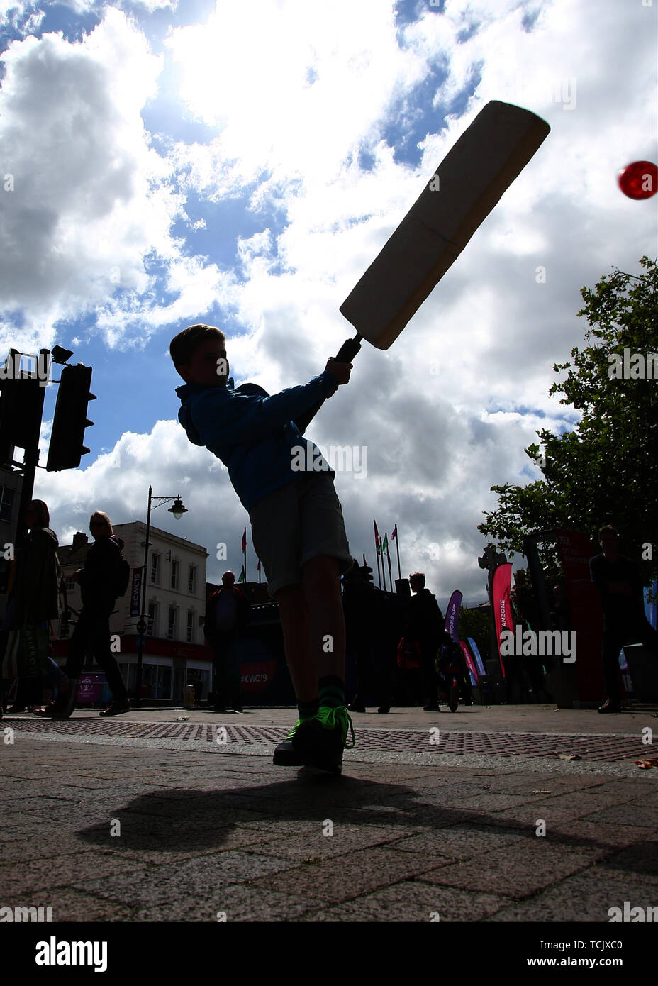 Cricket world cup fan zone hi-res stock photography and images - Alamy