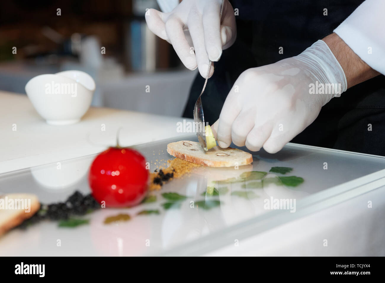 Chef making dish hi-res stock photography and images - Alamy