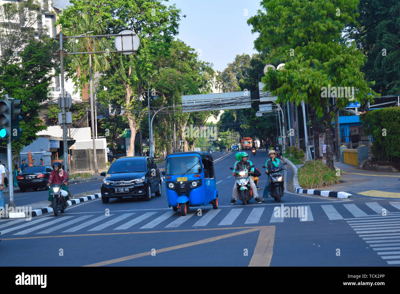 Indonesia many people jakarta hi-res stock photography and images - Alamy