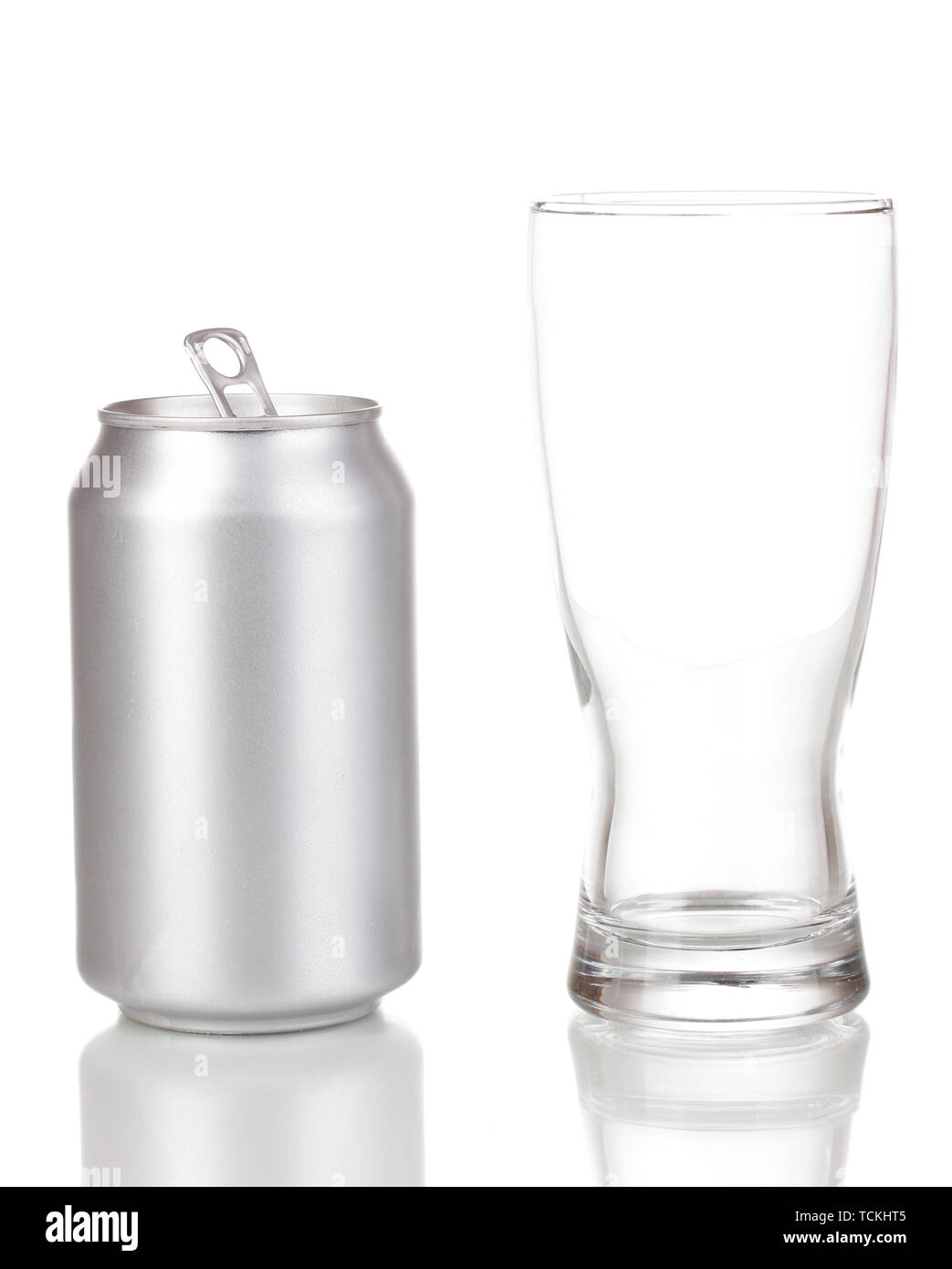 Open aluminum can and glass isolated on white Stock Photo - Alamy