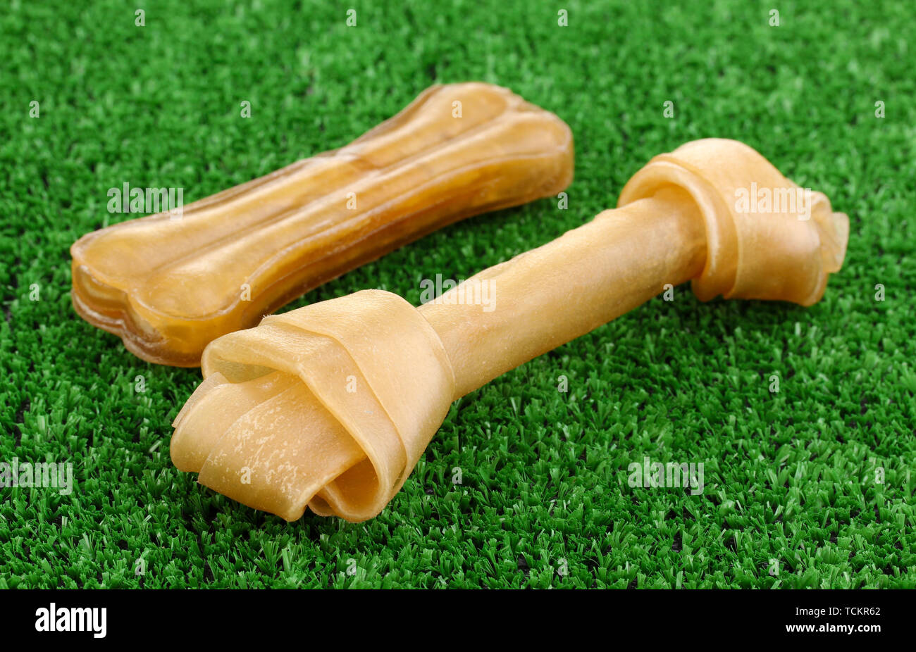 Chewy bones hi-res stock photography and images - Alamy