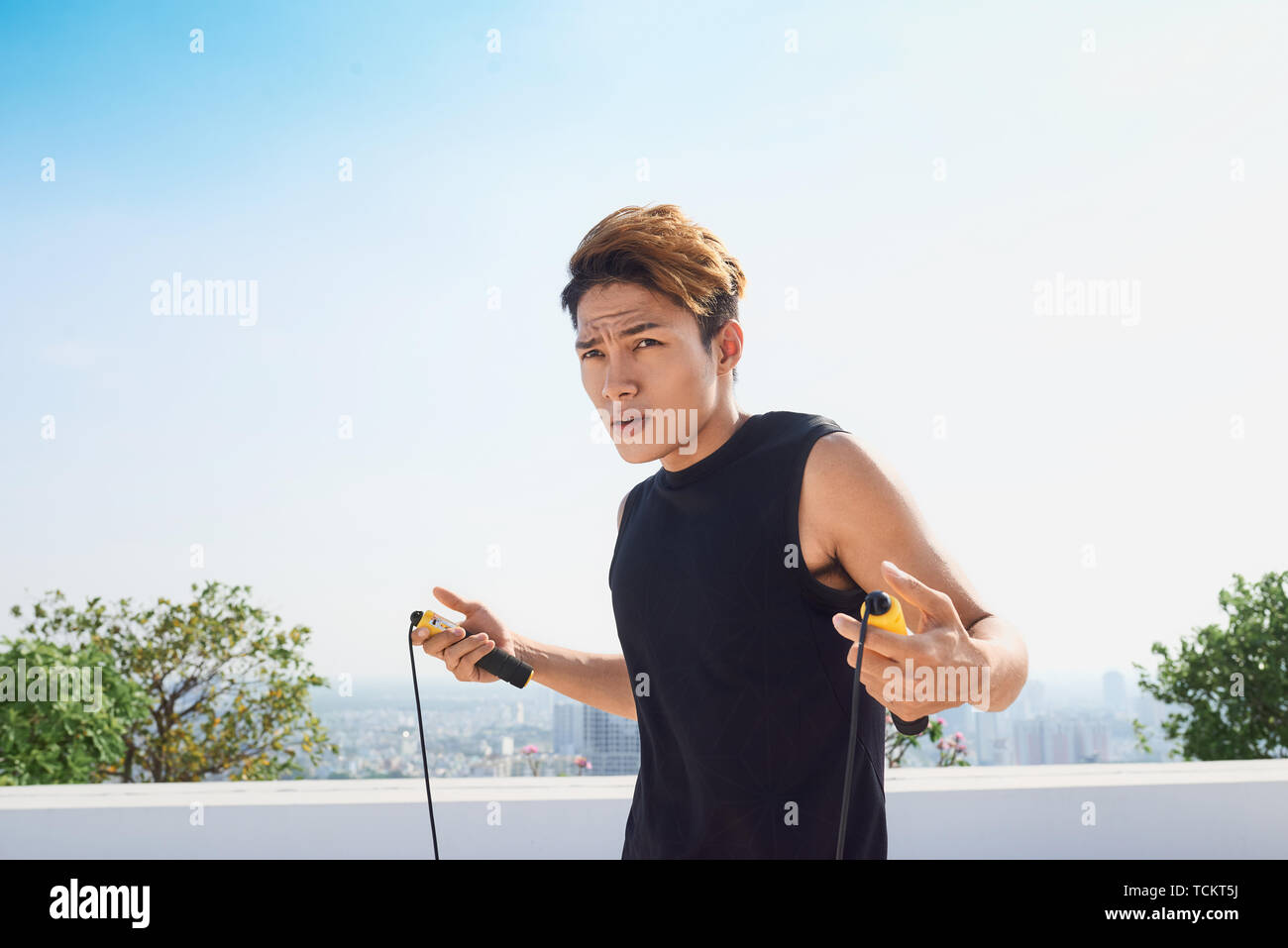 Training jumping rope outdoors man hi-res stock photography and images ...