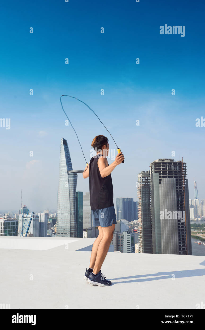 Man skipping rope hi-res stock photography and images - Alamy