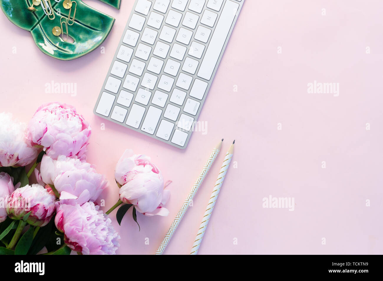 Top view home office workspace Stock Photo - Alamy