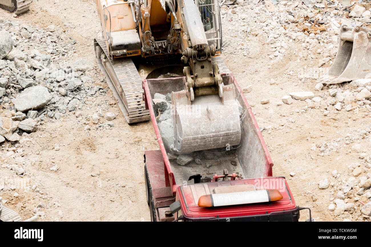 Demolition site of a building Stock Photo - Alamy