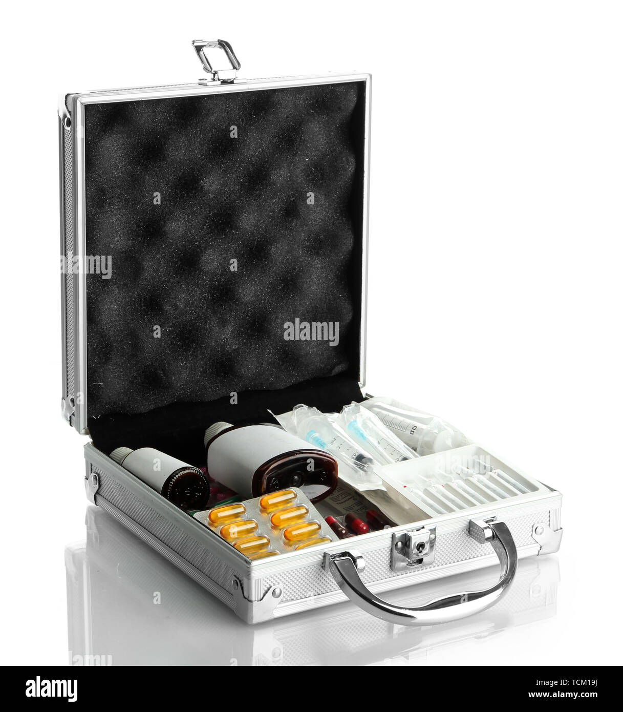 Open first aid box hi-res stock photography and images - Alamy