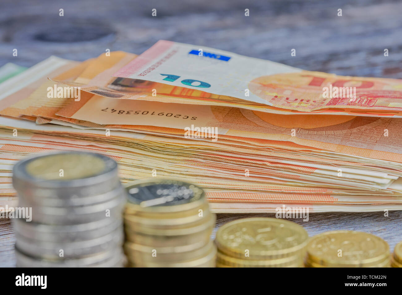 Euro coin stacks hi-res stock photography and images - Alamy