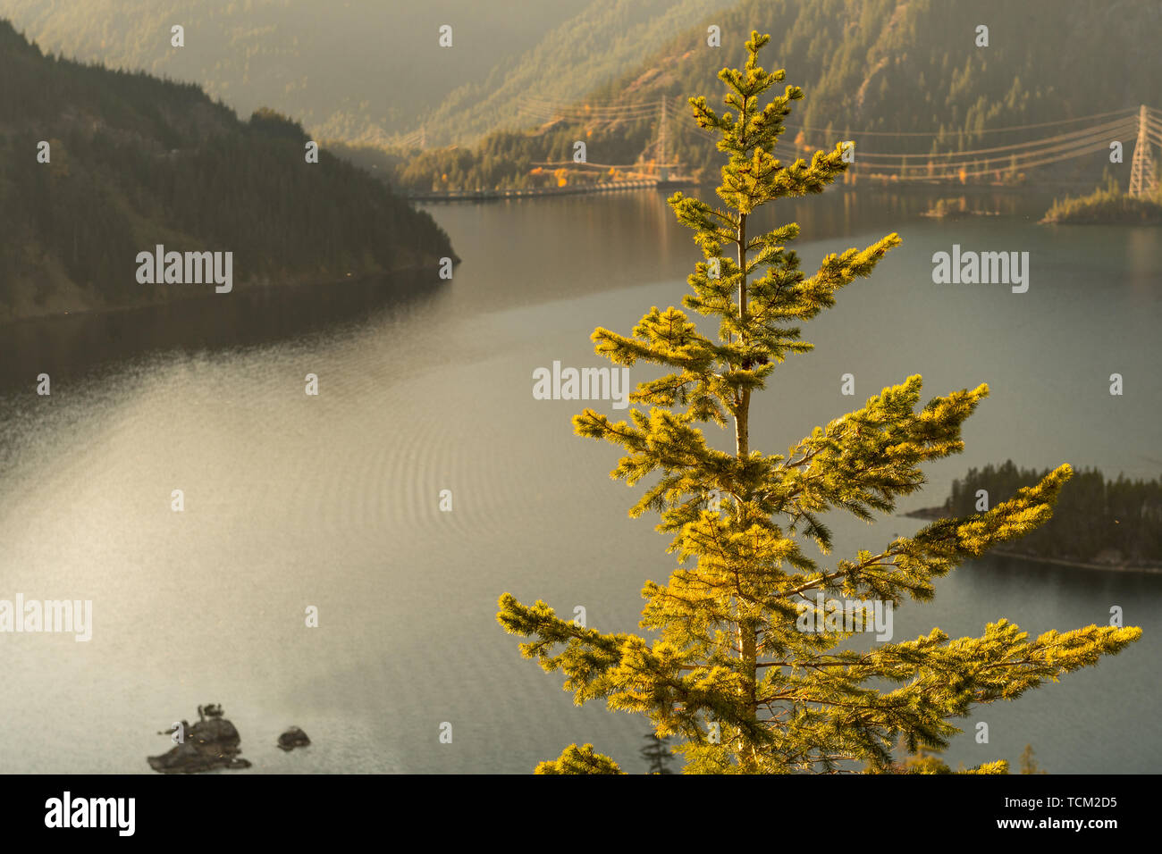 Sunset views of Diablo Lake surrounded by mountains, in North Cascades ...