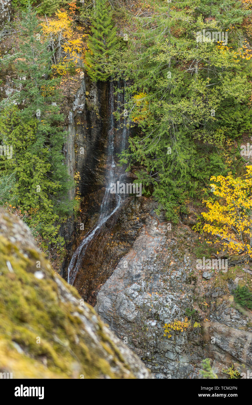 George creek waterfall north cascades hi-res stock photography and ...
