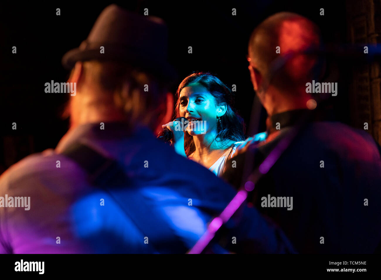 Sandra sangiao hi-res stock photography and images - Alamy