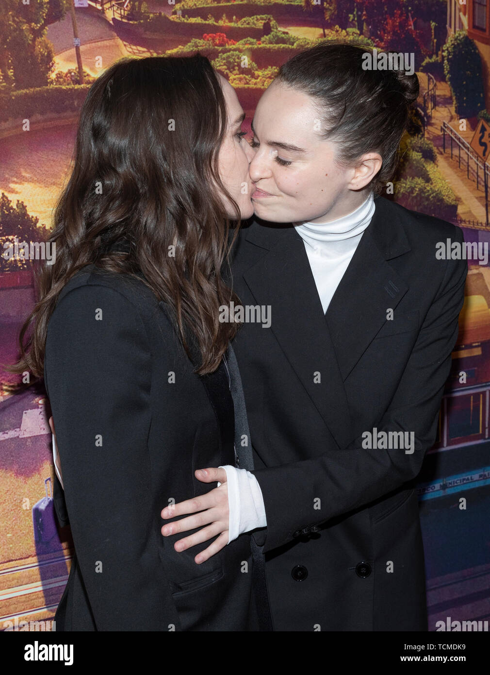 Emma portner ellen page hi-res stock photography and images - Alamy