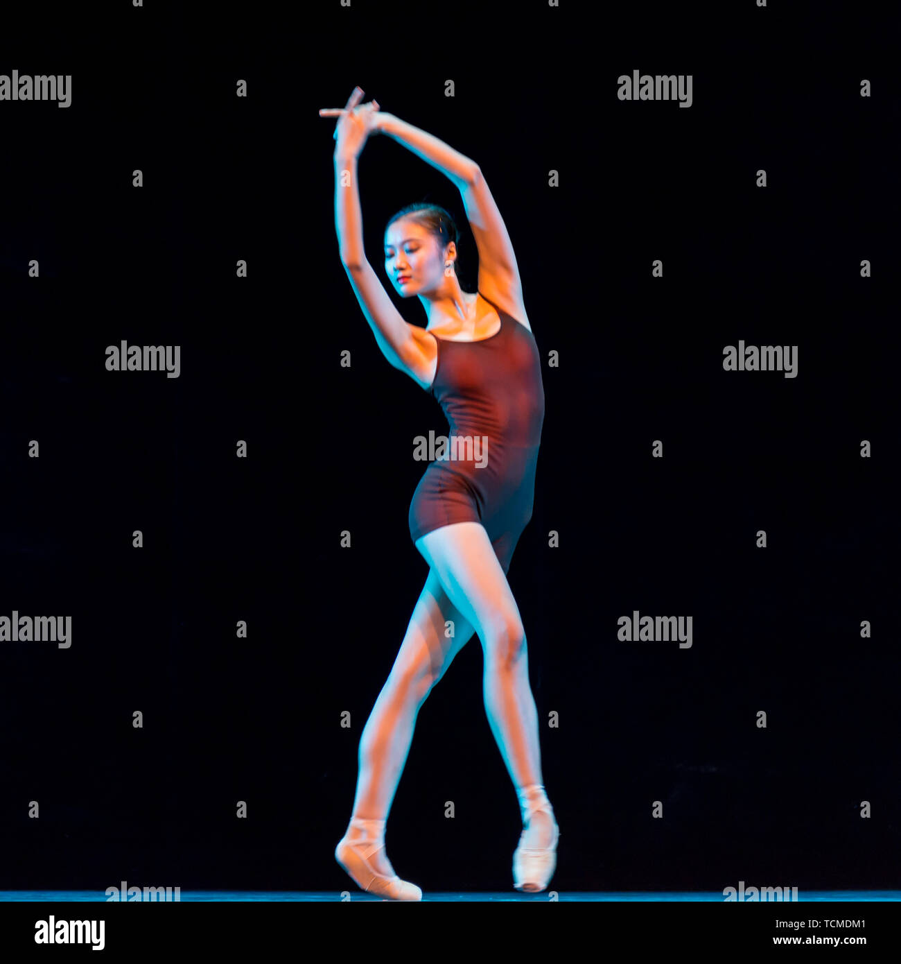 Strong performance athletes hi-res stock photography and images - Alamy