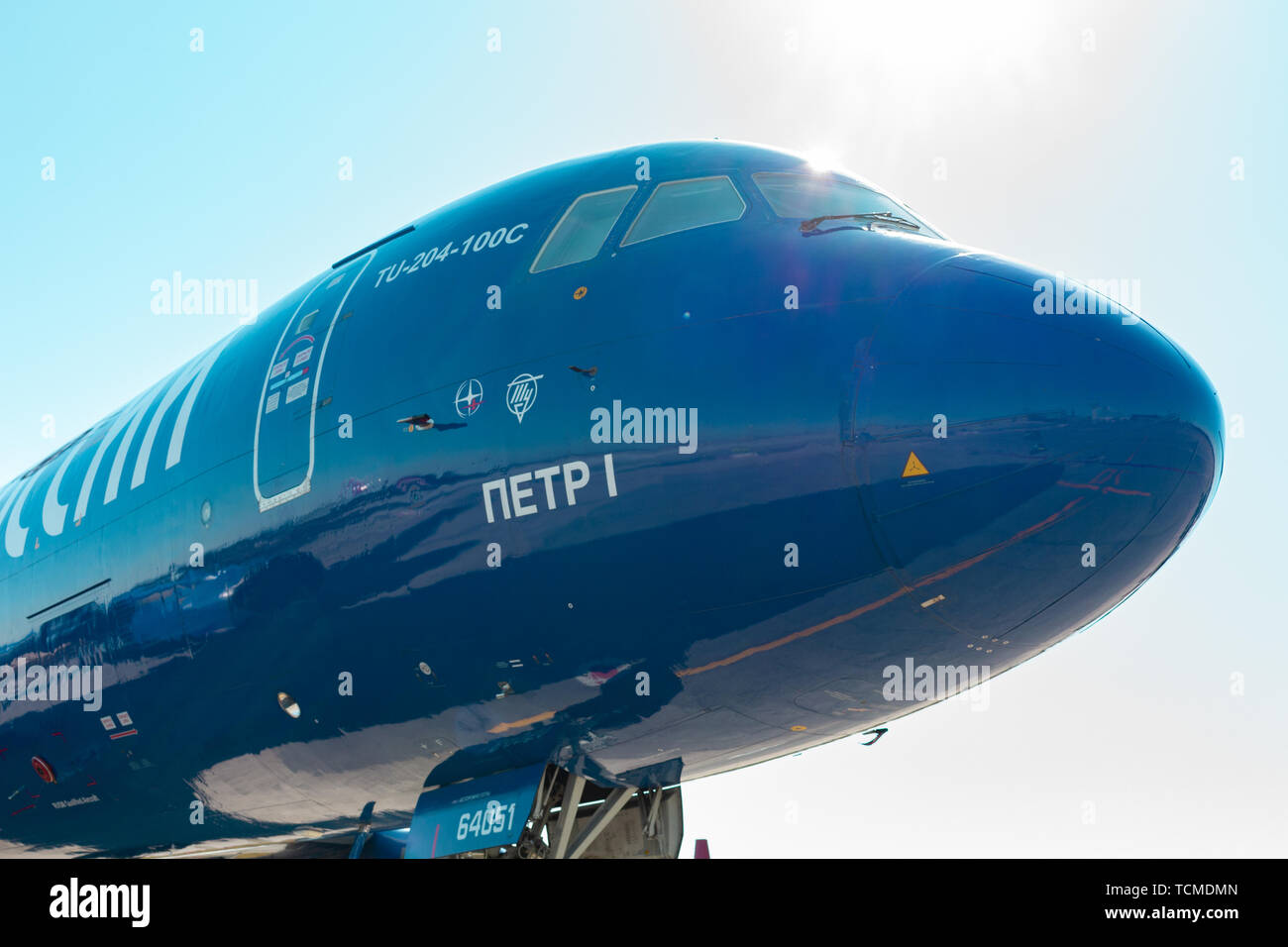 Tupolev tu 204 aircraft hi-res stock photography and images - Alamy