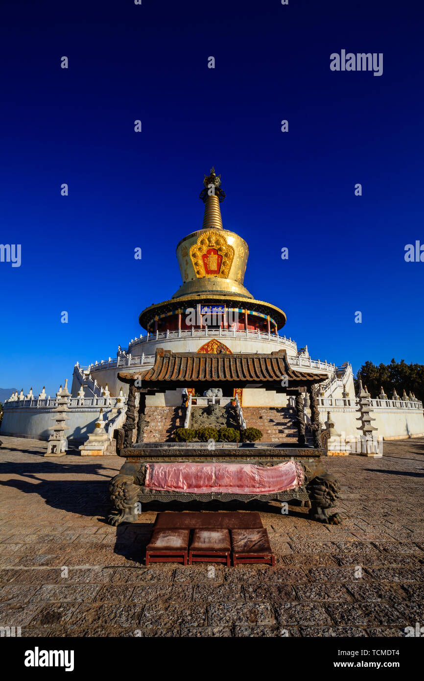 Lijiang Jinta Scenic Area Stock Photo - Alamy
