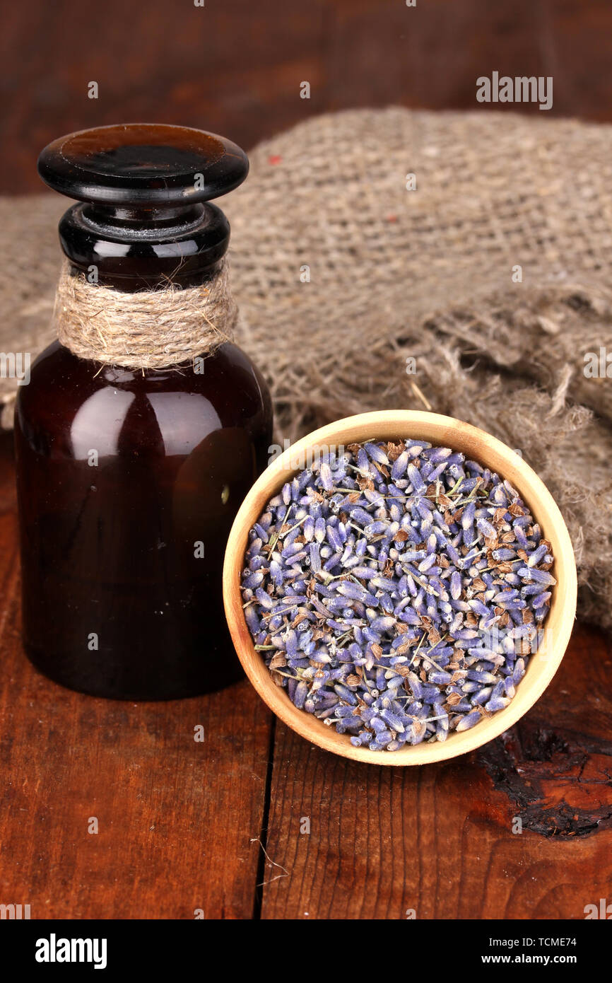 Lavender flowers and jar Stock Photo - Alamy